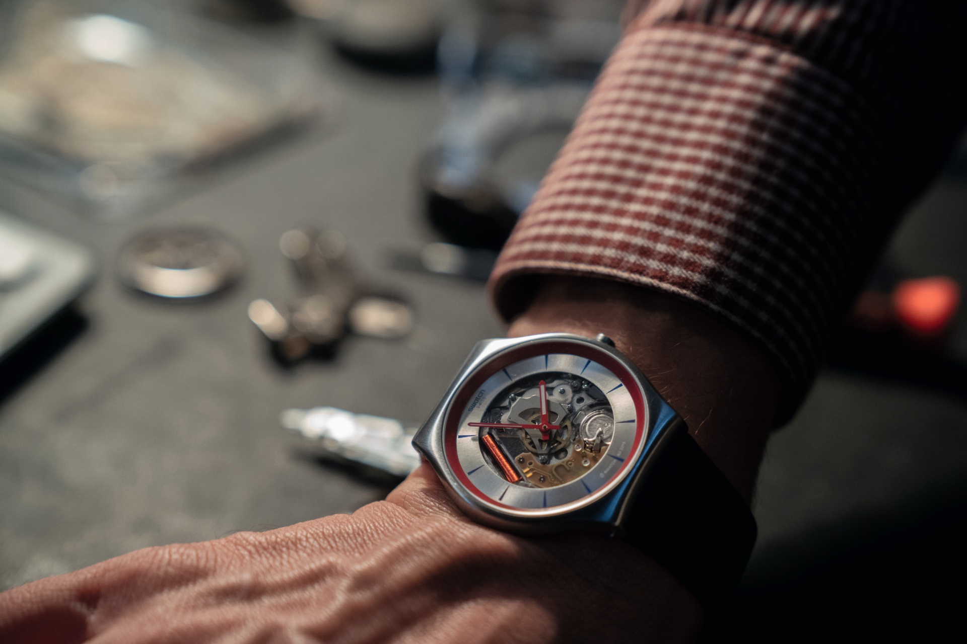 Swatch Q Watch สำหรับเอาใจบรรดาแฟนๆ James Bond ทั่วโลก