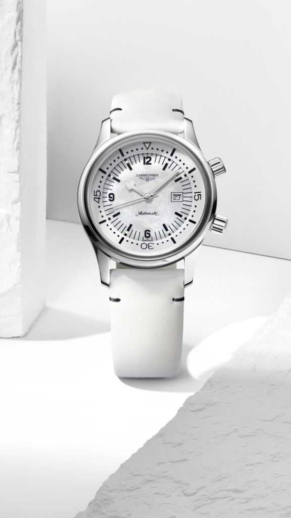 Longines White Campaign เรือนเวลาสีขาวบริสุทธิ์ที่คุณผู้หญิงไม่ควรพลาด