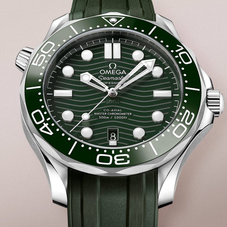 OMEGA Seamaster Diver 300M Green Dial คนรักหน้าปัดเขียวได้เฮสักที