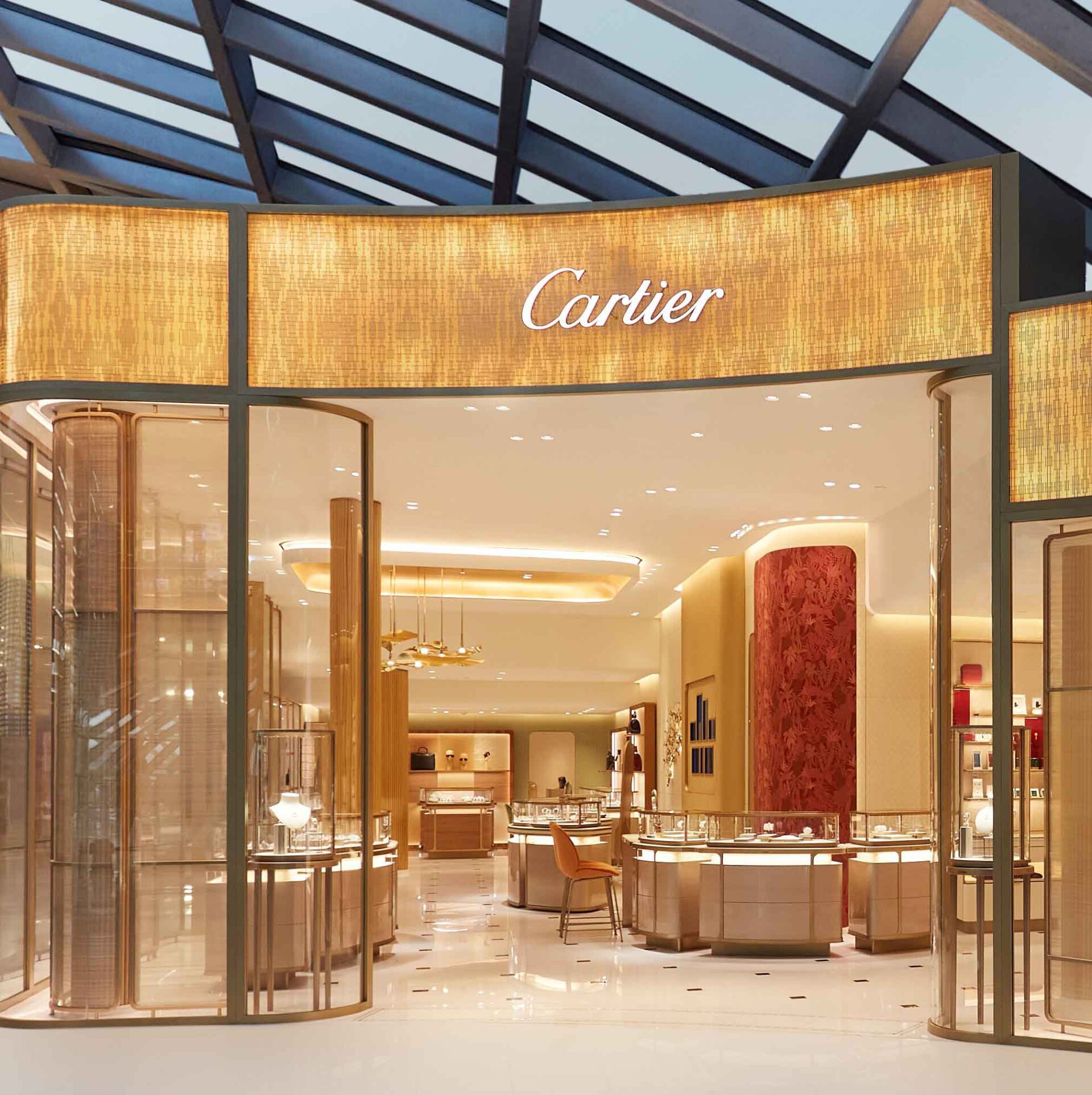 Cartier มอบประสบการณ์ใหม่ด้วย Boutique โฉมใหม่ในสุวรรณภูมิ