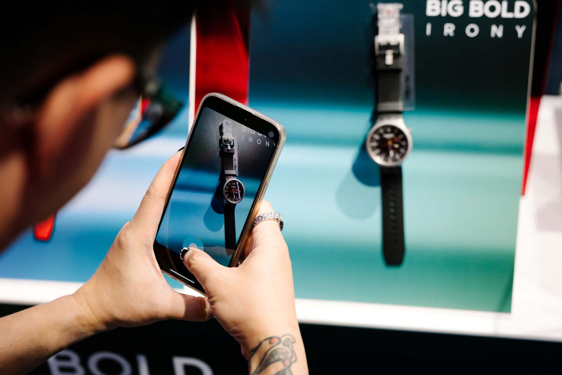 SWATCH Big Bold Irony ครั้งแรกกับตัวเรือนสตีล